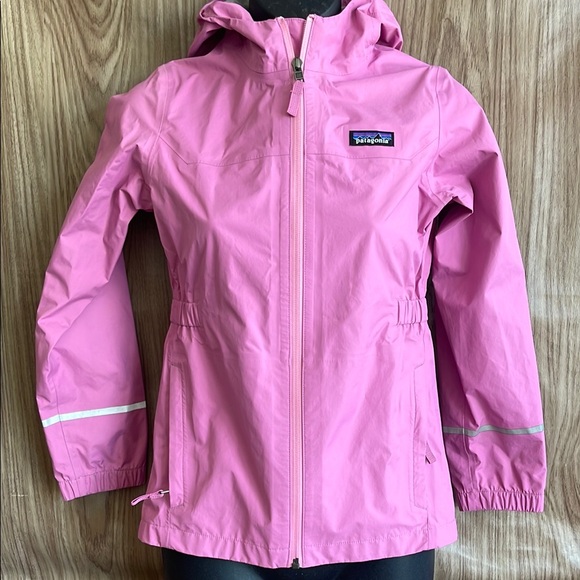 Patagonia | Jackets & Coats | Preowned Patagonia Pink Rain Jacket Kids ...